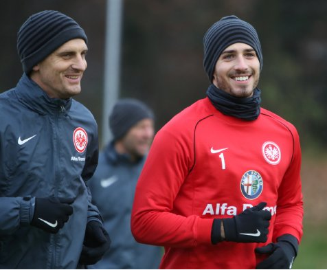 Trapp volta a treinar no campo e deve reforçar o Frankfurt em breve ...