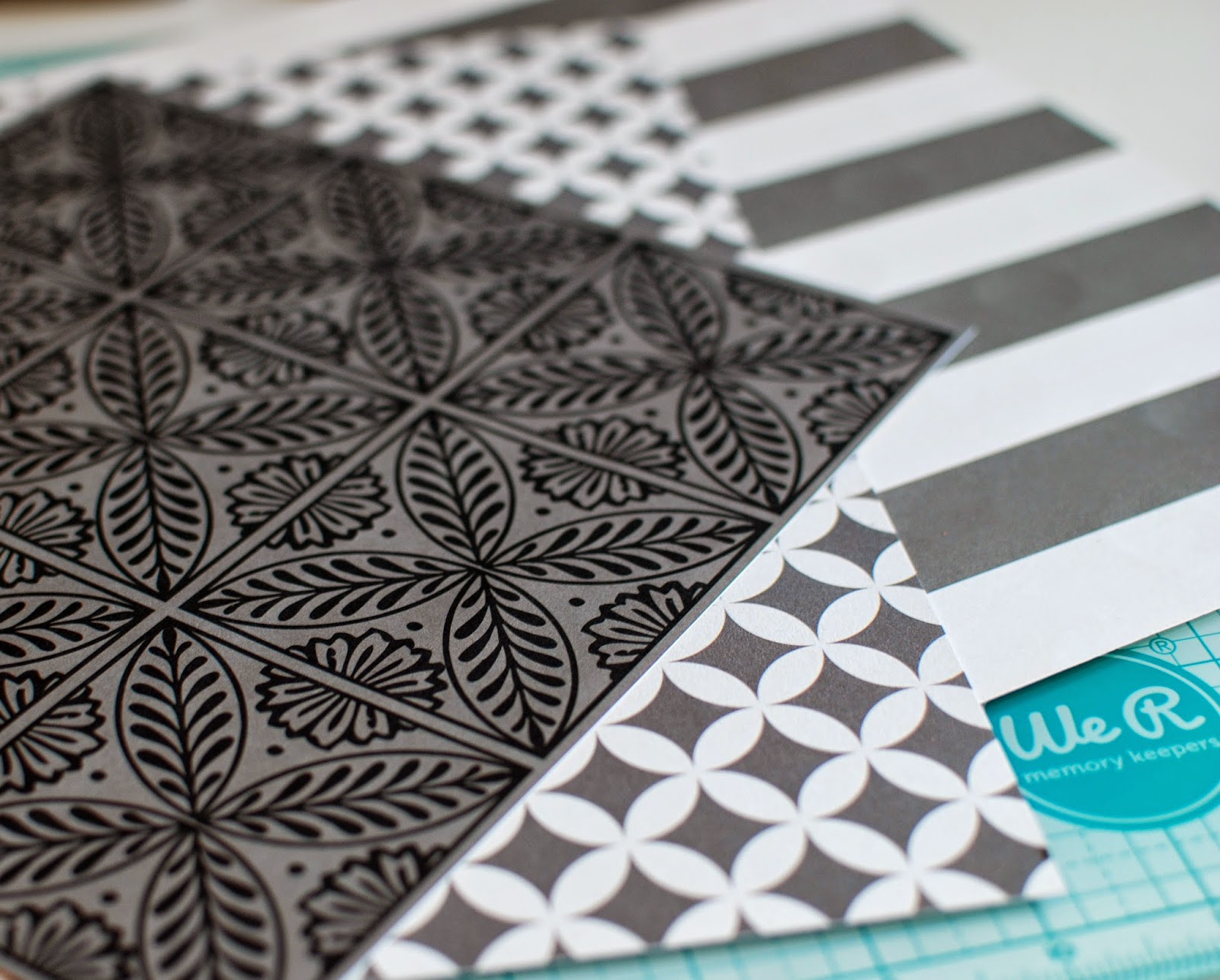 FotoBella: Fancy That Double Page Layout Tutorial