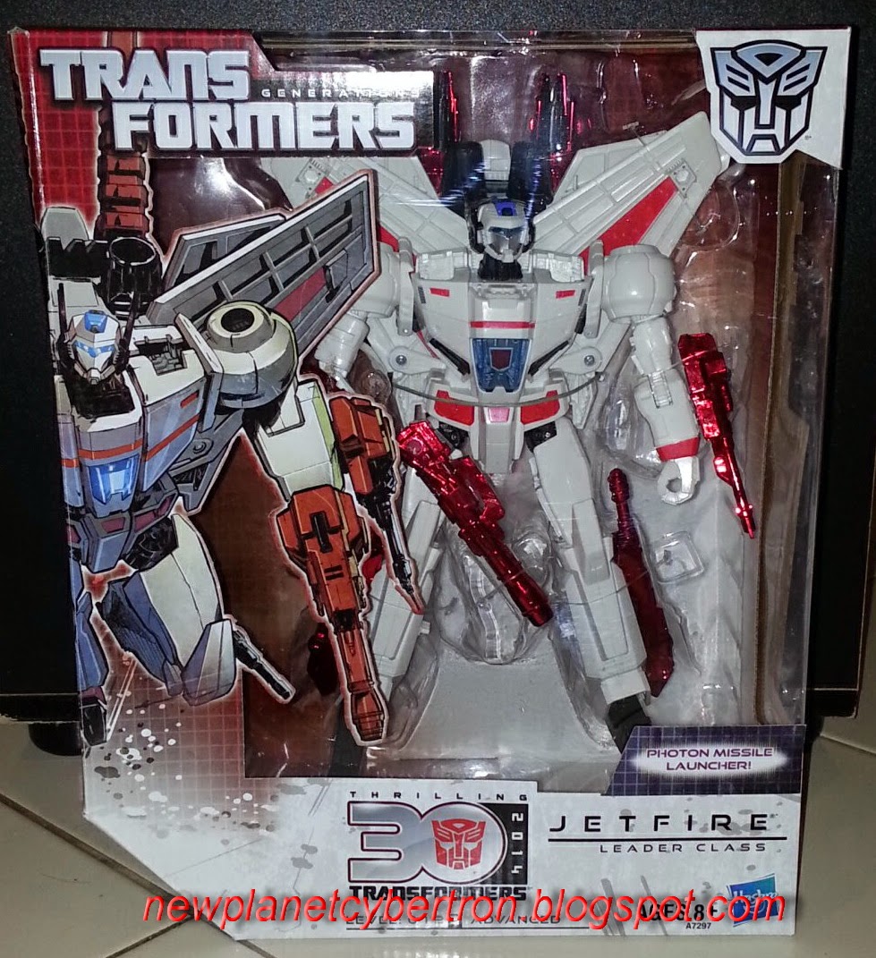 New Planet Cybertron: Transformers Review: Jetfire (Generations Leader)