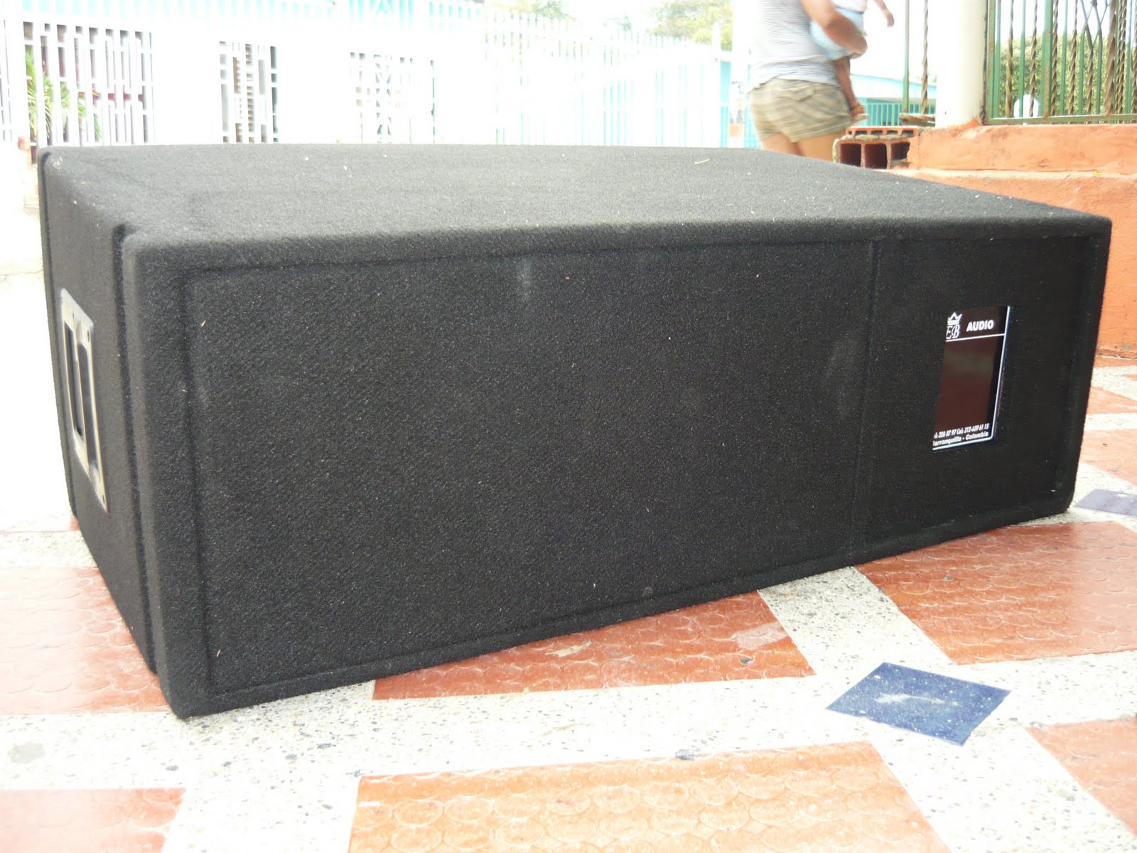 ebaudio: Line array Racks Bajos de presion