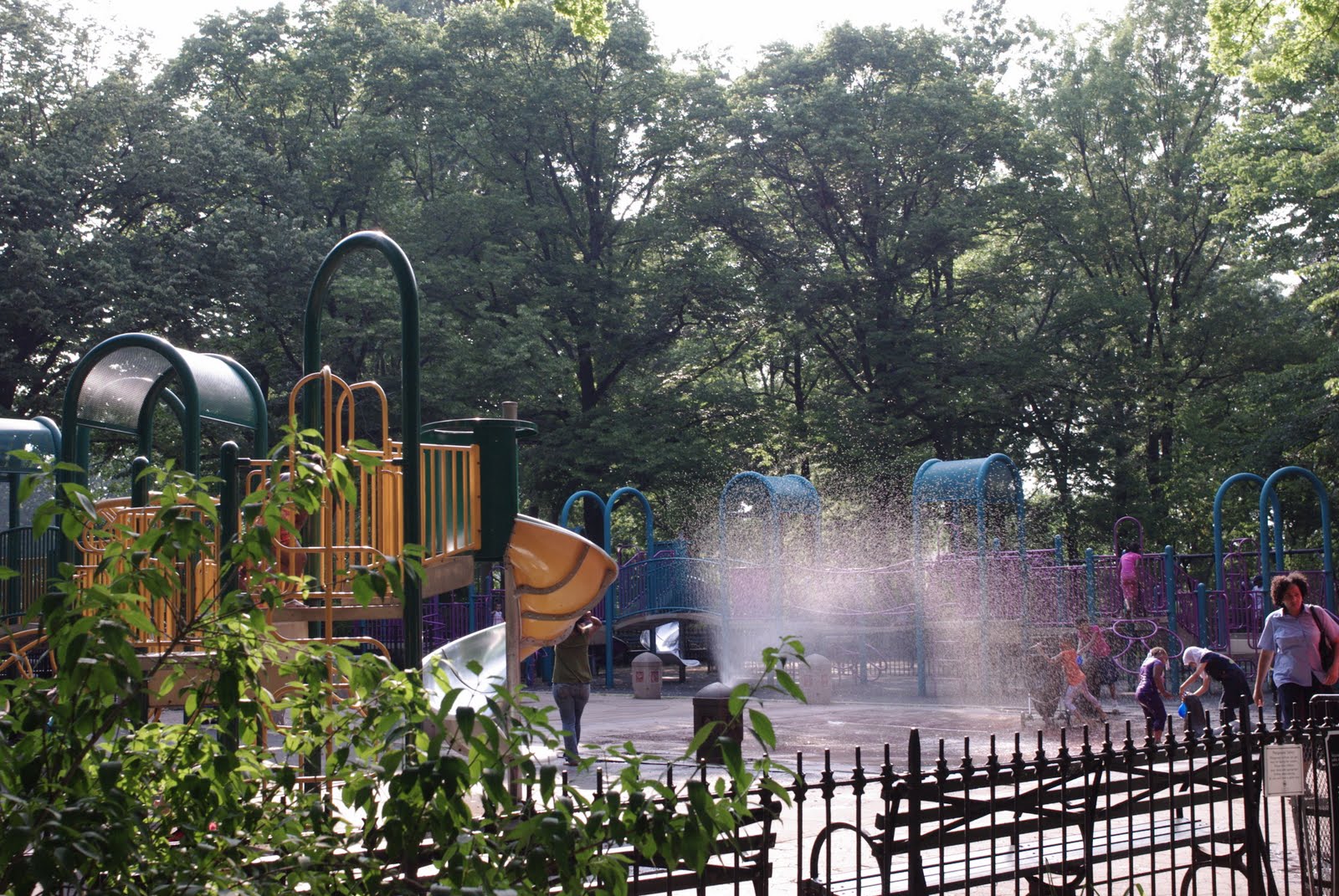 The Tour de Brooklyn Playgrounds: Playground Tour Stop #9: Mount ...
