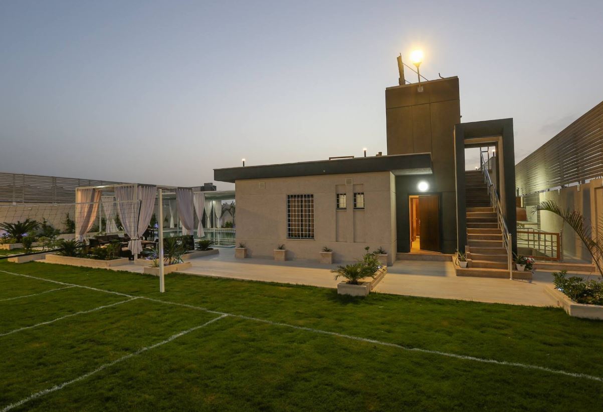 Pro-Israel Bay Bloggers: Gaza's newest luxury resort: The White Chalet