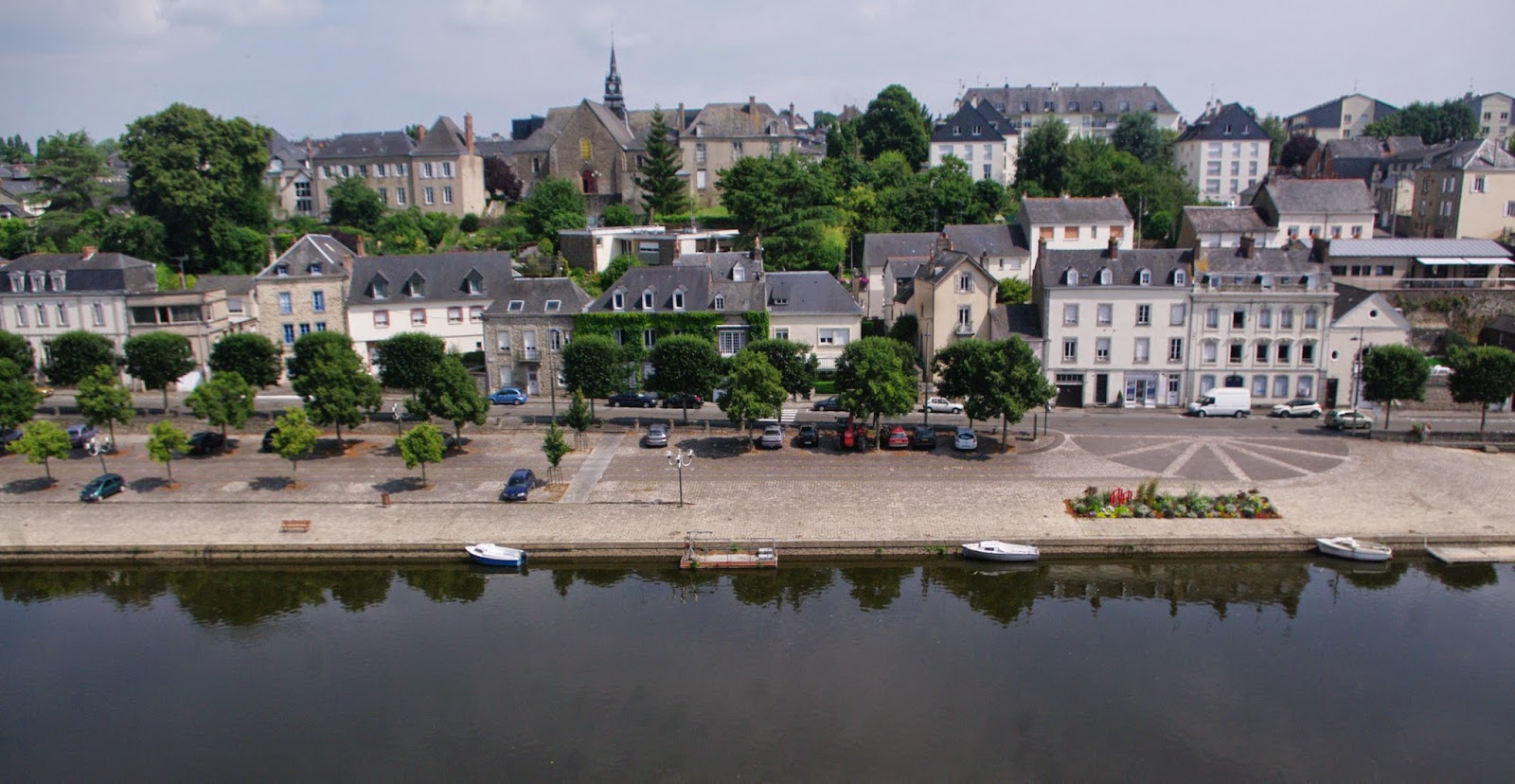 Images de France.: Découverte de la MAYENNE : MAYENNE.