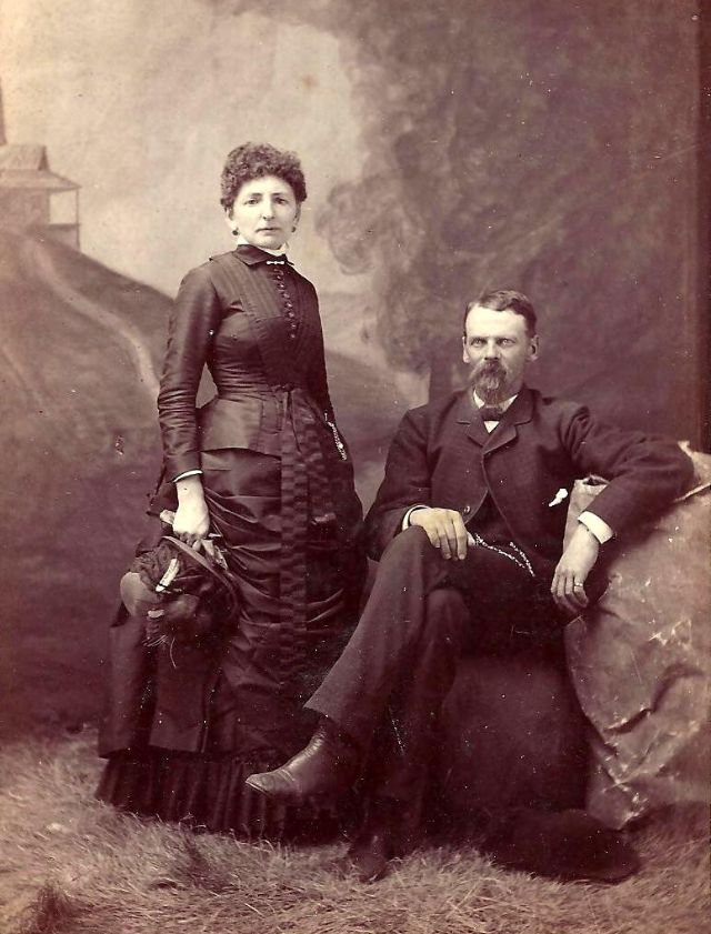 38 Cool Pics Show What Couples Looked Like in the 19th Century ...