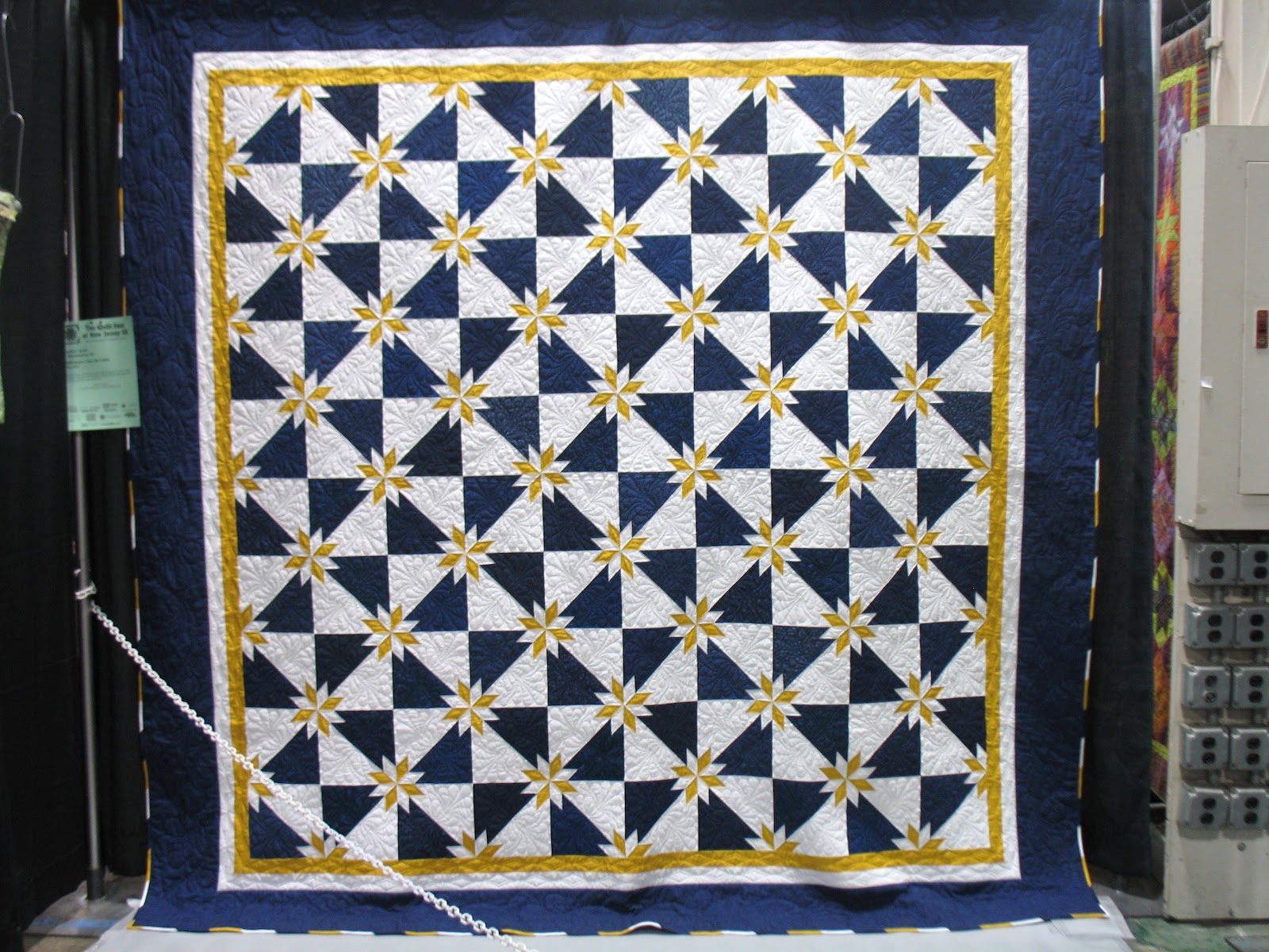 Crayon Box Quilt Studio: NJ Quilt Show 2013 - Part 2