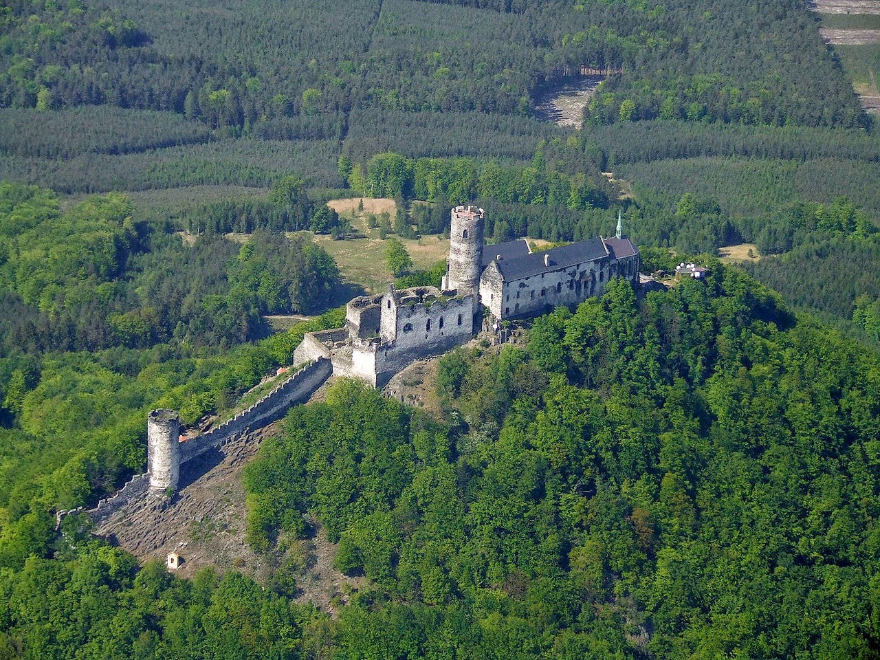 Stop frames of the Planet: Bezdez Castle, Ceska Lipa, Liberec Region ...