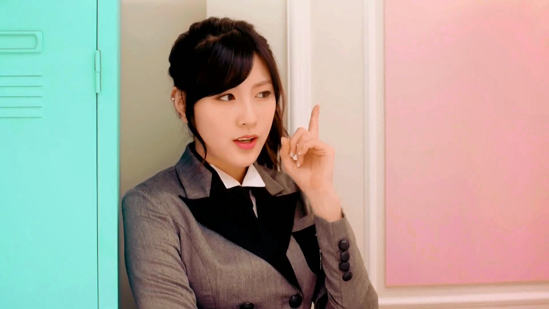 Apink: Mr. Chu Japanese Short Version MV | I say myeolchi // k-pop in greek
