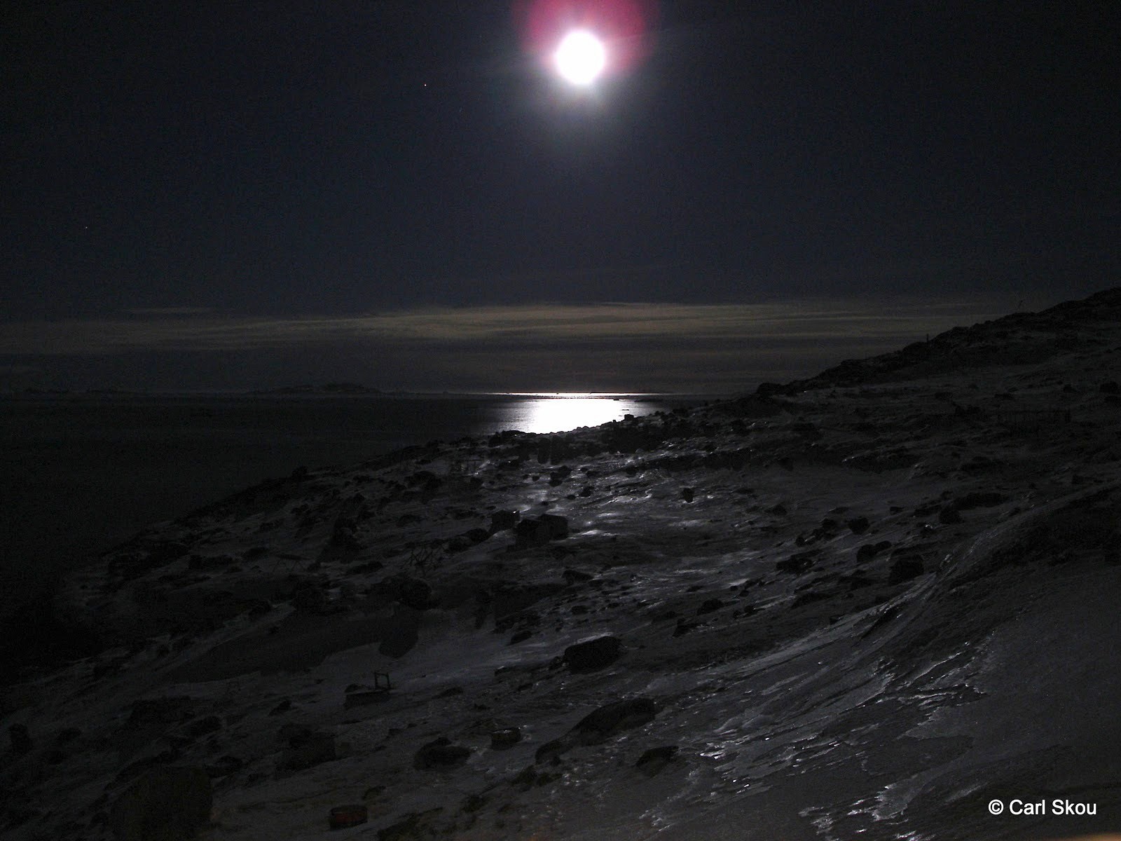 Ultima Thule: The long arctic night