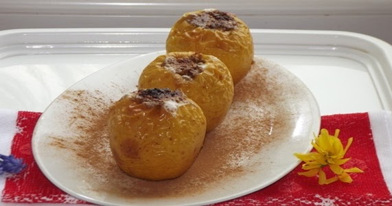 PEČENE PUNJENE JABUKE