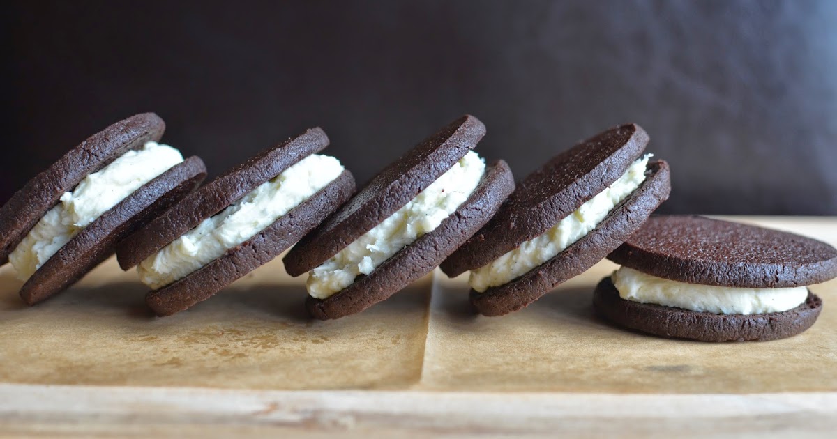 Playing with Flour: Homemade Oreos (via Flour Bakery)