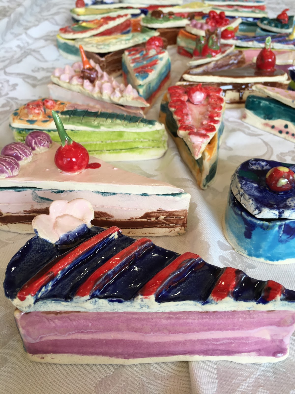 Sunnyside Art House: Ceramic Cake Boxes