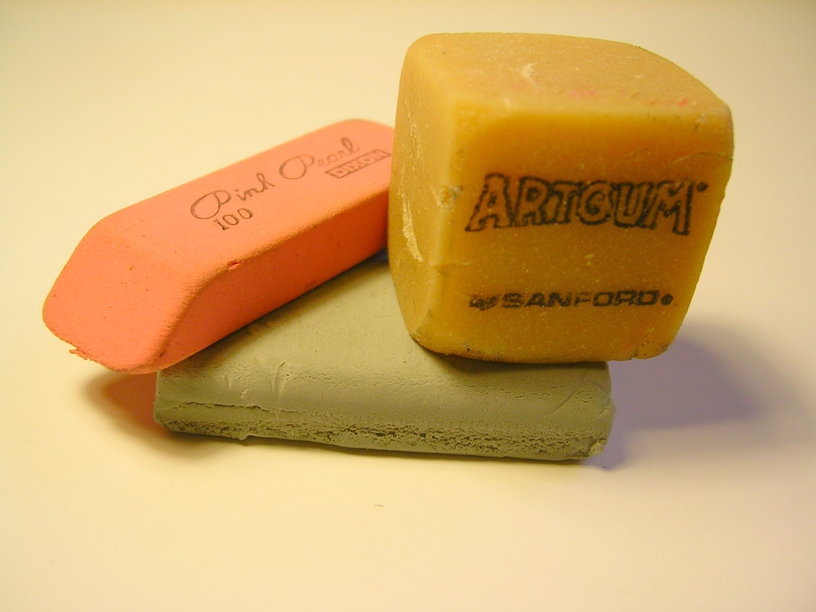 Ediciones Idampa: ¿Qué es...? Una goma de borrar