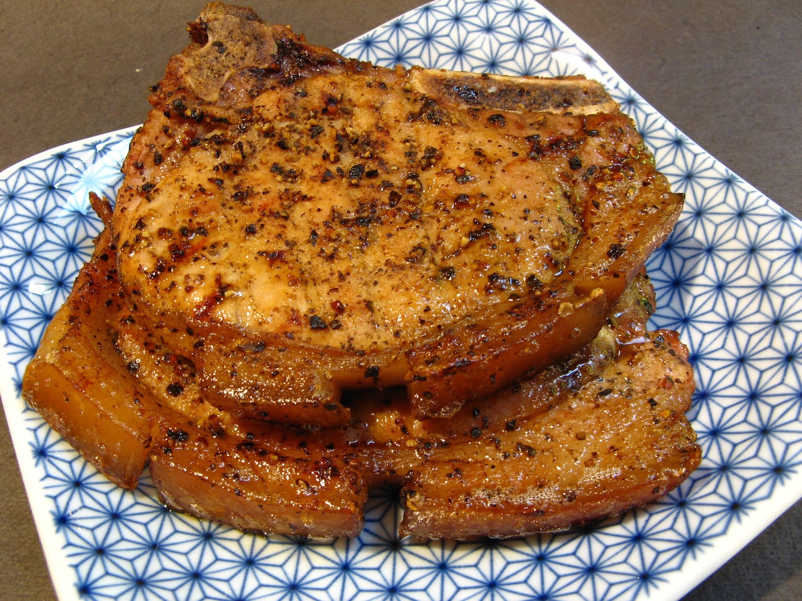 Duck Soup Easy: Mesquite Grilled Pork Chops with Skin (燒烤豆科木豬排, Siu1 ...
