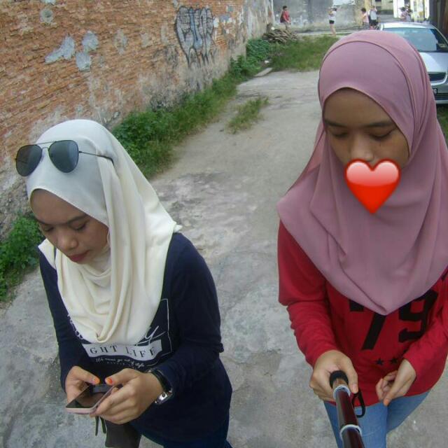 ABG Masi Kecil Tapi Suka Bugil Sambil Berjilbab | Skandal Foto Bokep ...