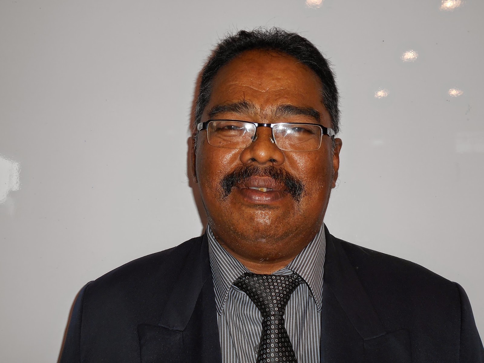 GURU LELAKI SMK PAK BADOL 2015 ~ SMK PAK BADOL