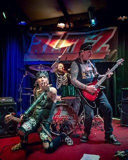 Rock It Up Records: Next coming: BLITZ (UK) - "Welcome To The Rock Show ...