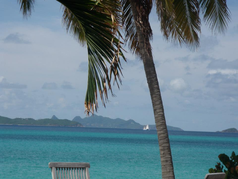 Canouan Scoop: Helda's Life On An Even SMALLER Caribbean Island | San ...