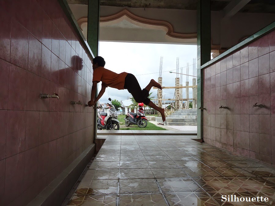 Cara Memotret Levitasi ~ Bakul Kata