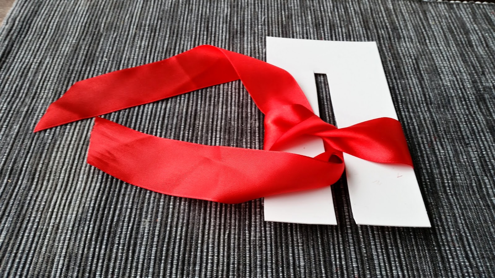 Haarukoi pakettiisi täydellinen rusetti | Kaikki Paketissa