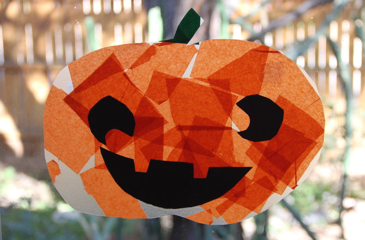 It's a Jungle in Here: Easy Halloween "stained glass window" craft for kids