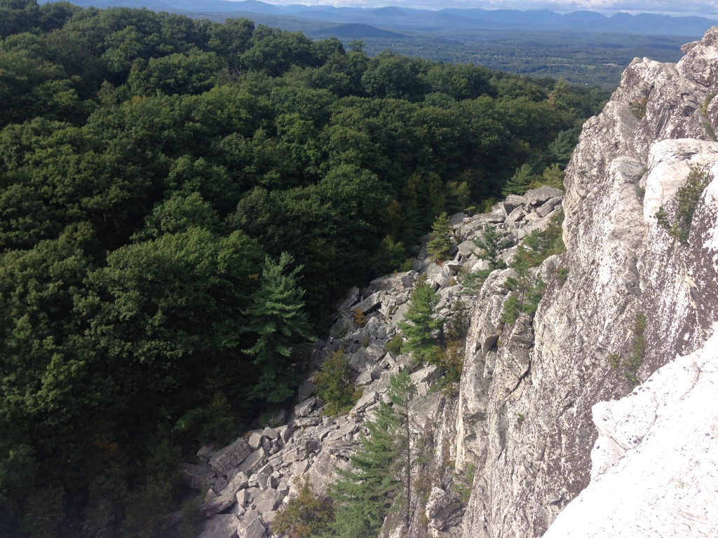 Cap Corps: Bonticou Crag