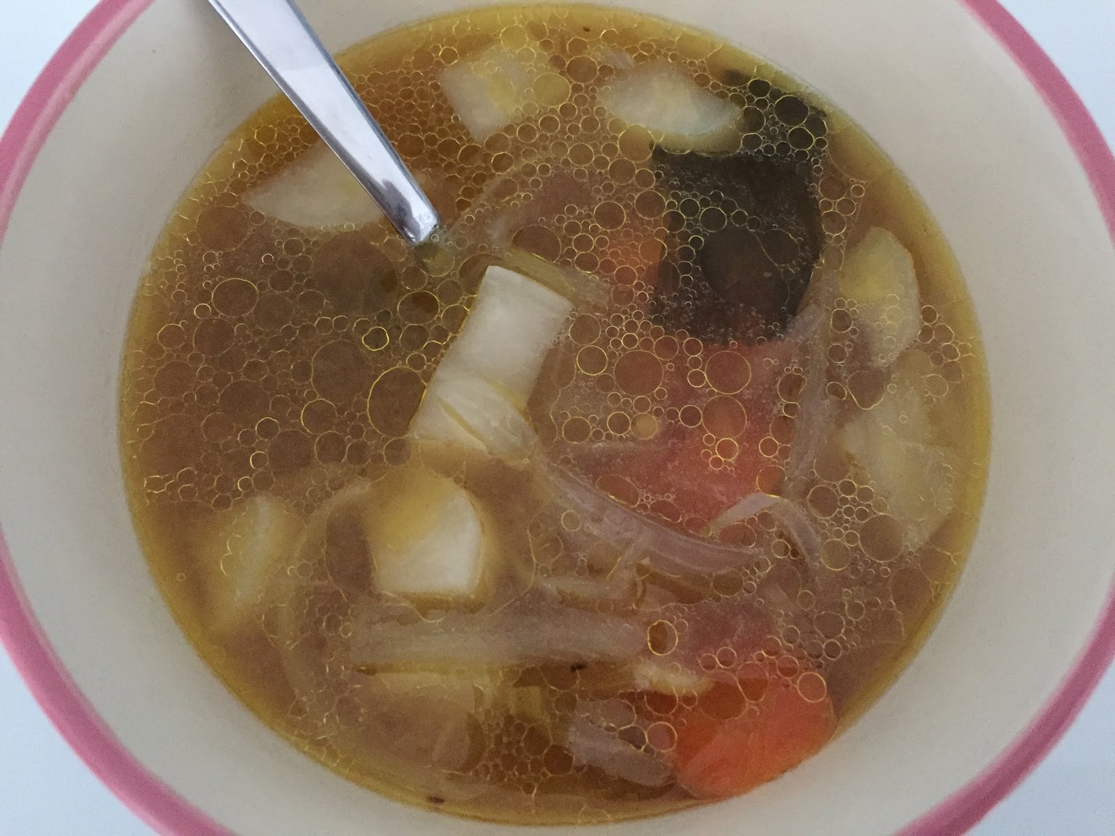 Las recetas de Nai: Sopa de nabo daikon con zanahoria, wakame y miso ...