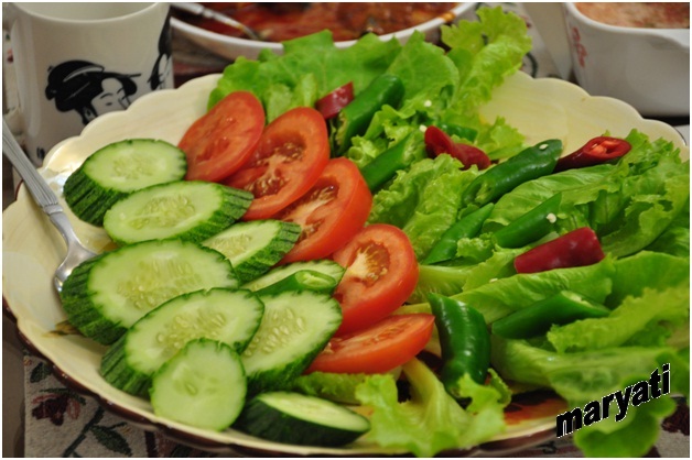 Mai Sepinggan: SAMBAL BELACAN & ULAM @ ULAMAN