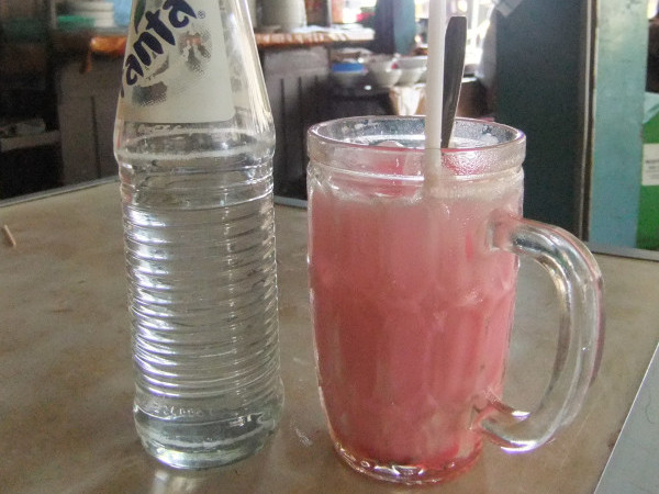 Retno's Stories: Manfaat dan Bahaya Minuman Susu Campur Soda