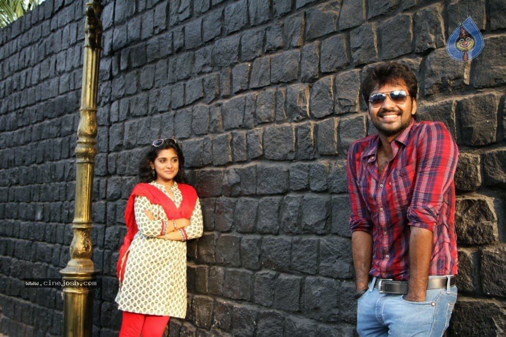 Naveena Saraswathi Sabatham Movie Stills | Veethi