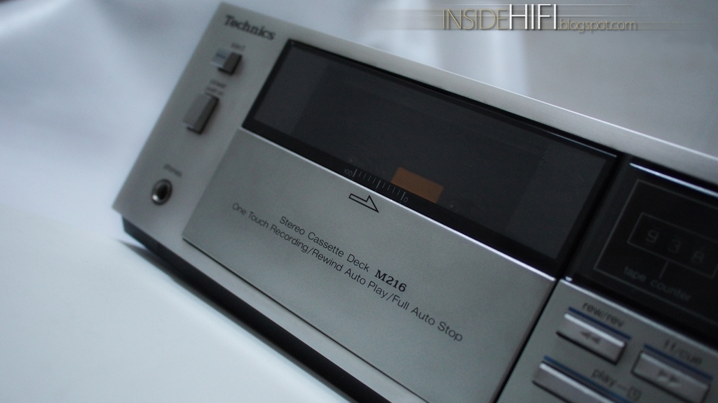 Inside Hi-Fi: Technics RS-M216
