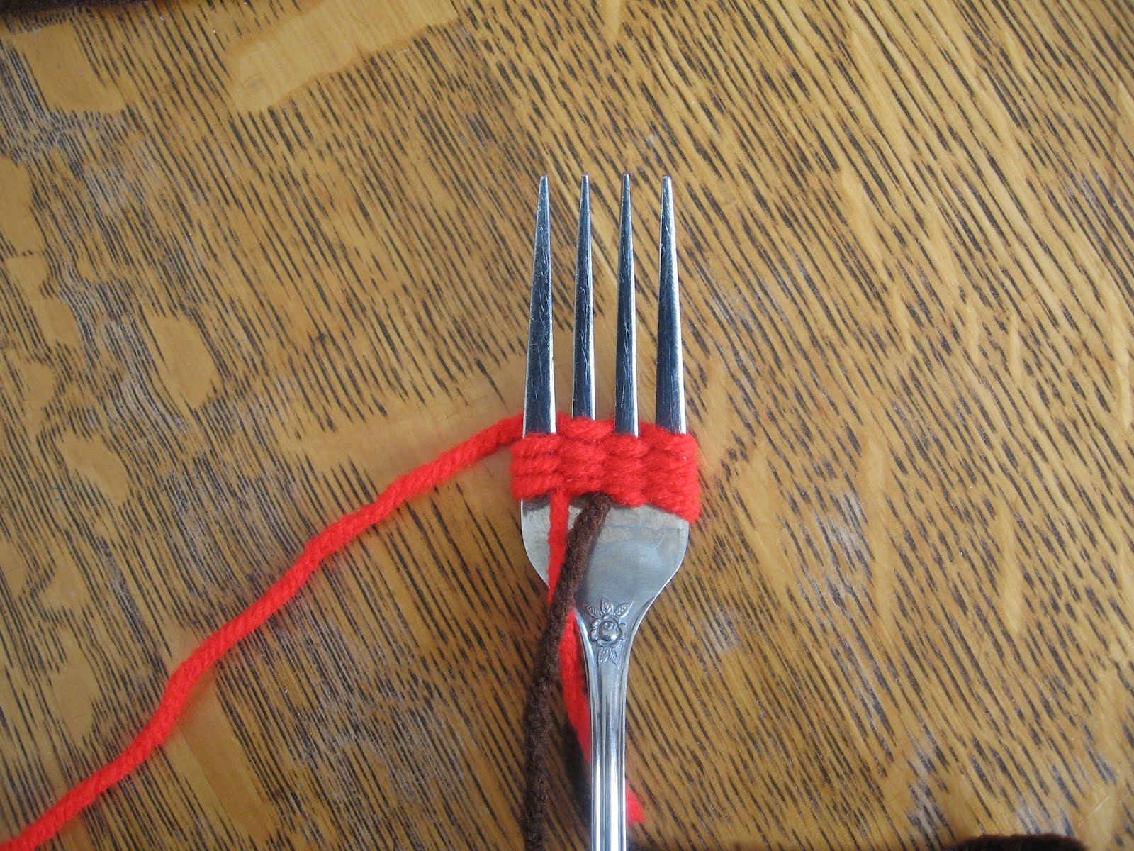 Almost Unschoolers: Fork Weaving - Easter Robins