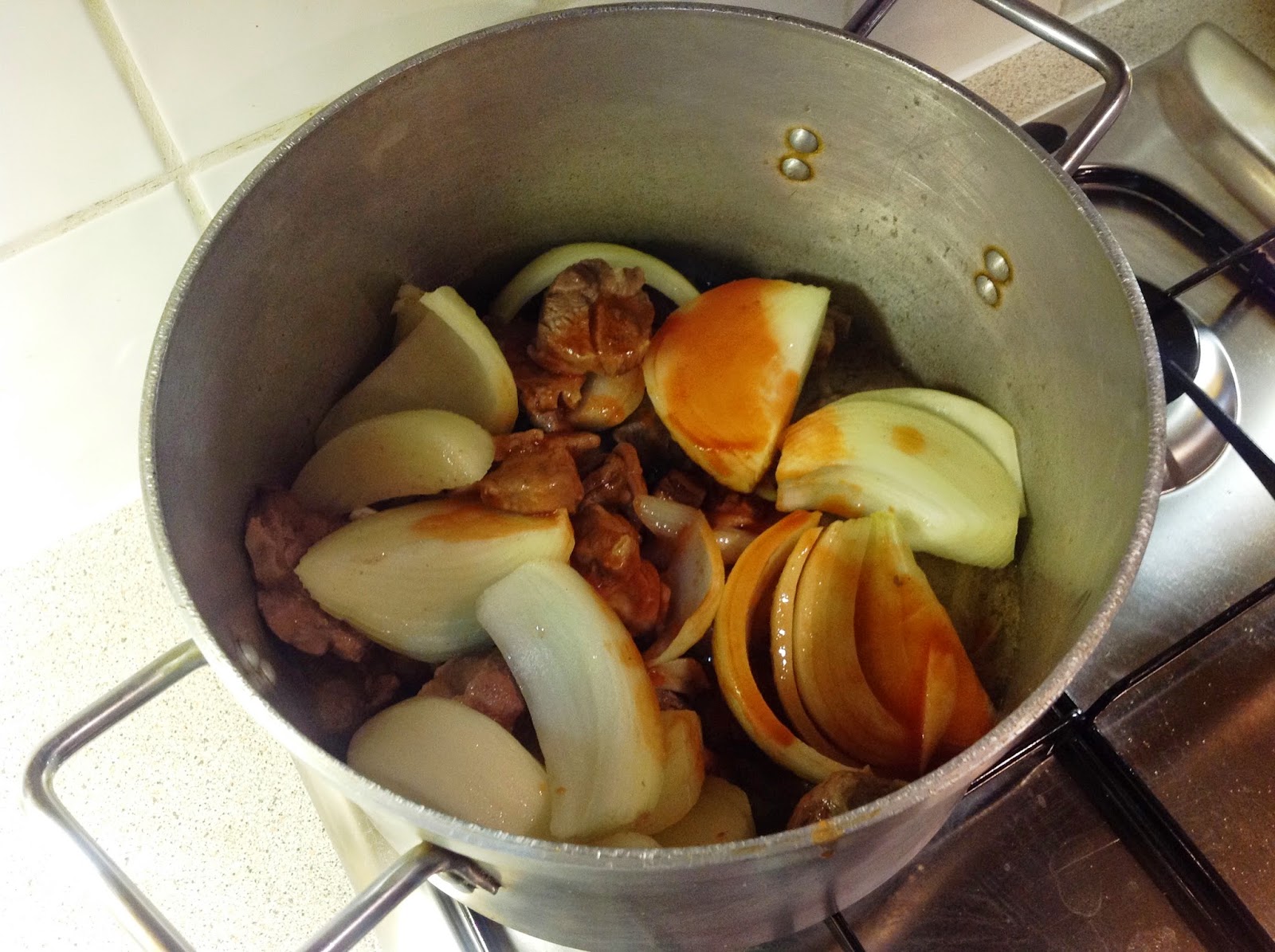 This Muslim Girl Bakes: Cauliflower Lamb Curry - Gobi Gosht