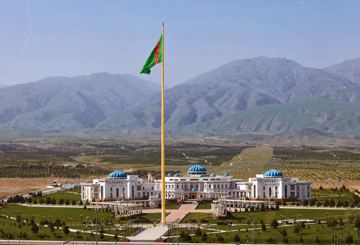 FLAGS and STAMPS: Monumental Flagpoles of the World