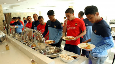 Begini Pola Makan Untuk Atlet - volleyball info