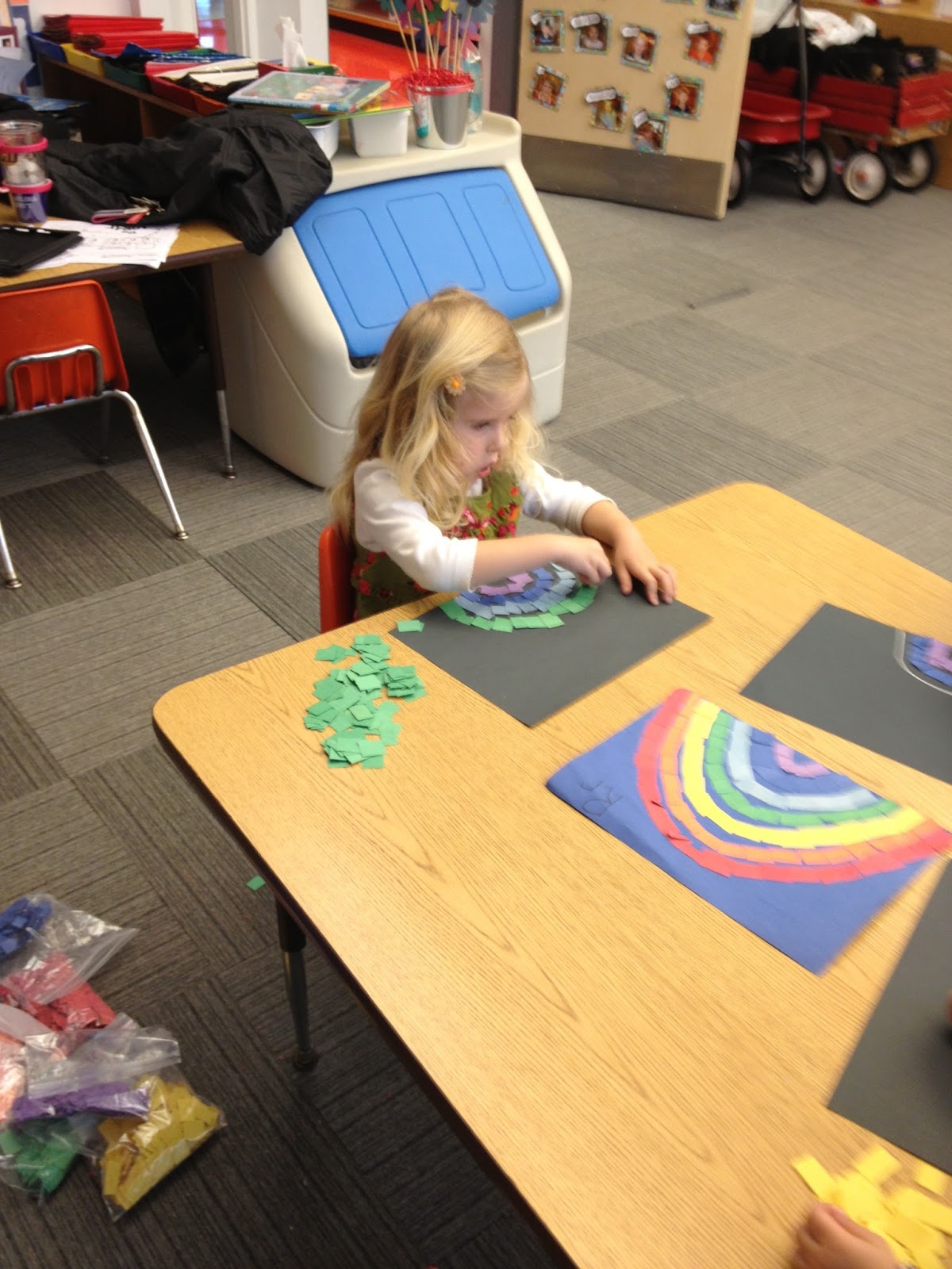 Ms. Parker & Ms. Shamaine's Prekindergarten Class: R is for rainbow