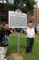 Elvis Day By Day: August 13 - King Of iTunes