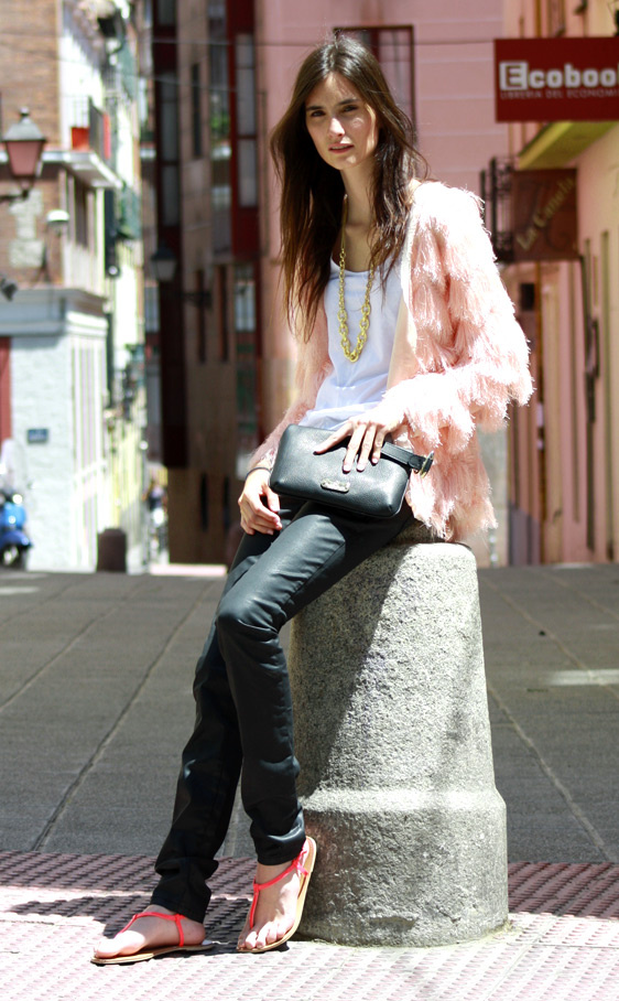 Le Petite Belle: Street Style From Around the World