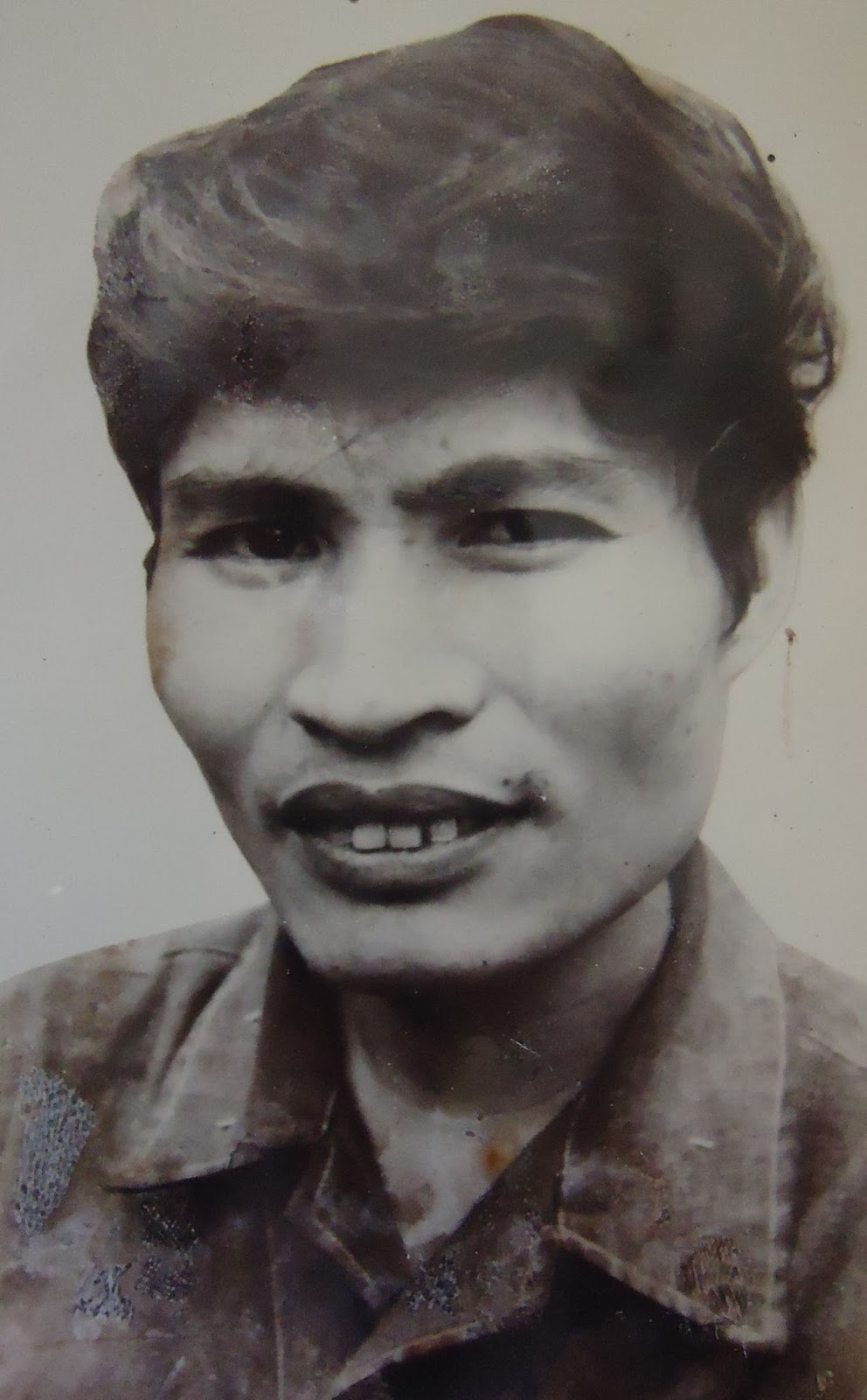 HOÀNG HỮU và Thơ HOÀNG HỮU