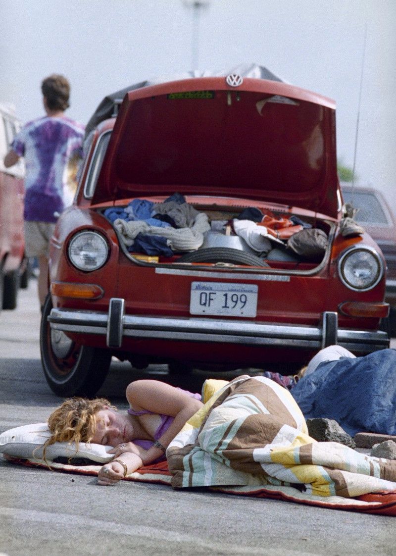 On Tours With the Grateful Dead: 25 Candid Snaps of Deadheads From ...