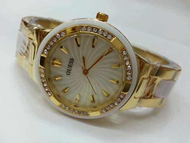 Jam Tangan Ladies GUESS 8030 Gold