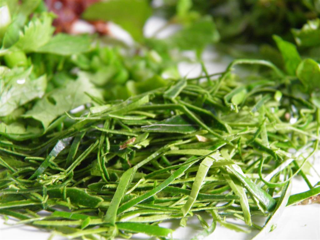 Cooking with May: Lab moo (Spicy minced pork cooked northern style) My ...