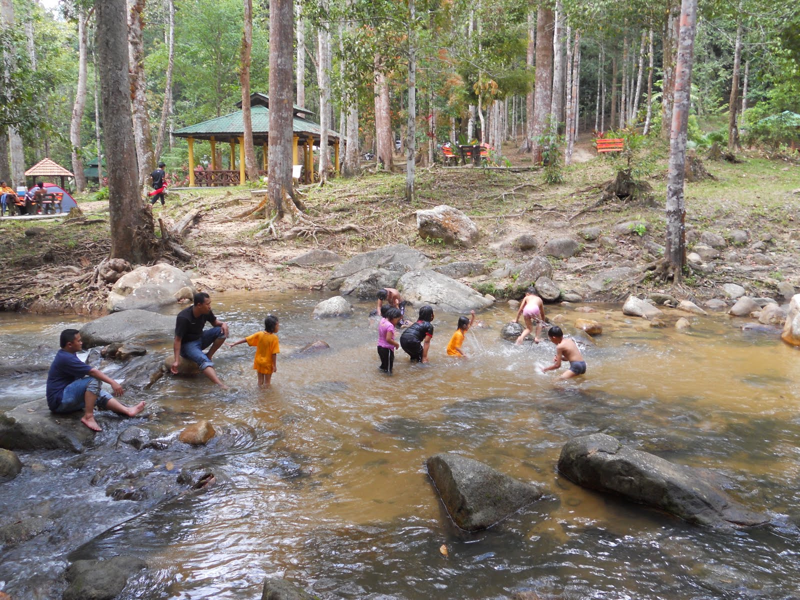 Lata Mengkuang Sik | Helina Hani
