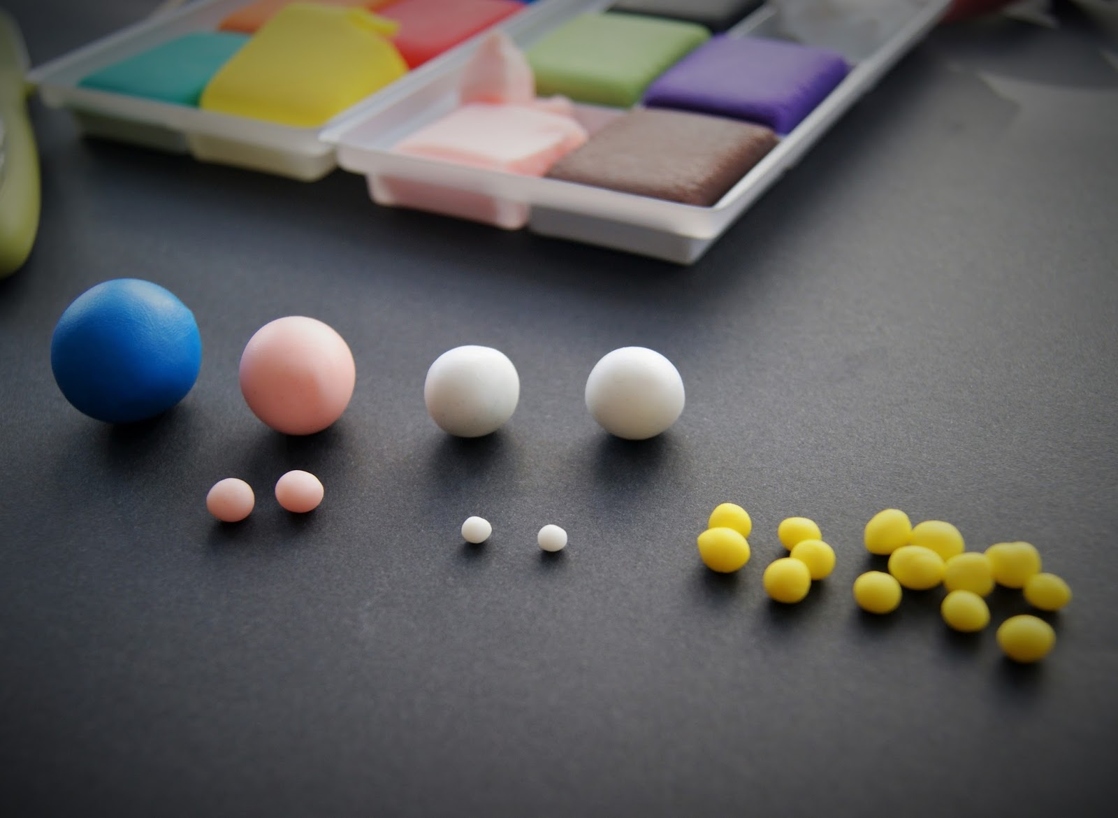 Majster Mama: Aniołki z modeliny