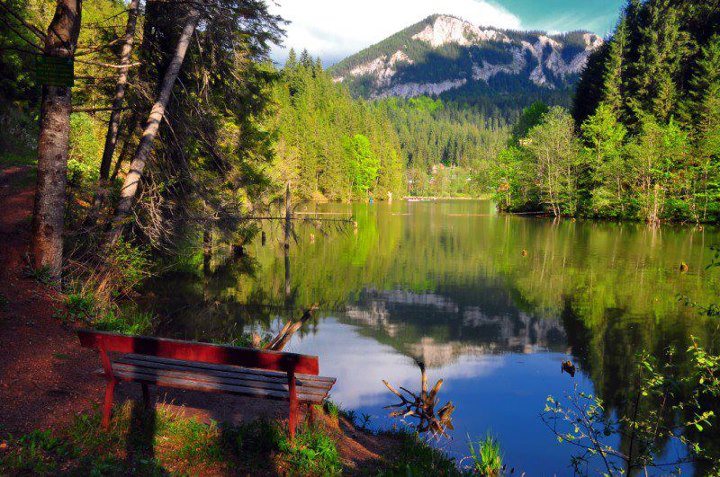 Discover Romanian Beauty: Red Lake (Lacul Rosu)