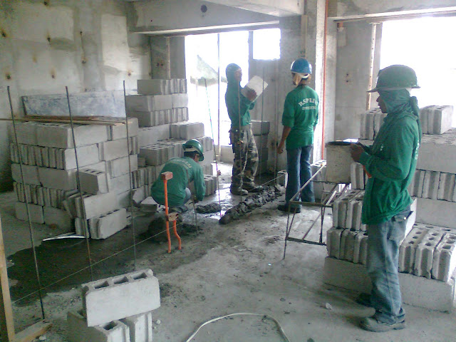BUILDER'S JOURNAL: CONSTRUCTION WORKERS -UNSUNG HEROES! BUILDER'S JOURNAL: CONSTRUCTION WORKERS -UNSUNG HEROES!