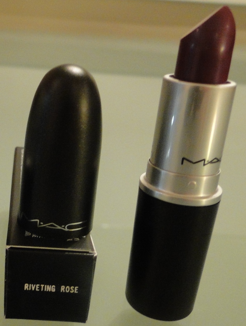 Bazar Paris: Batom M.A.C