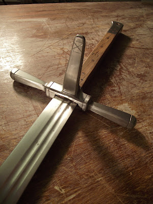 The New Hearth: Grosse Messer