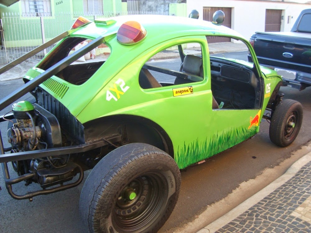* Trilhas e Gaiolas: Fusca Baja Verde.