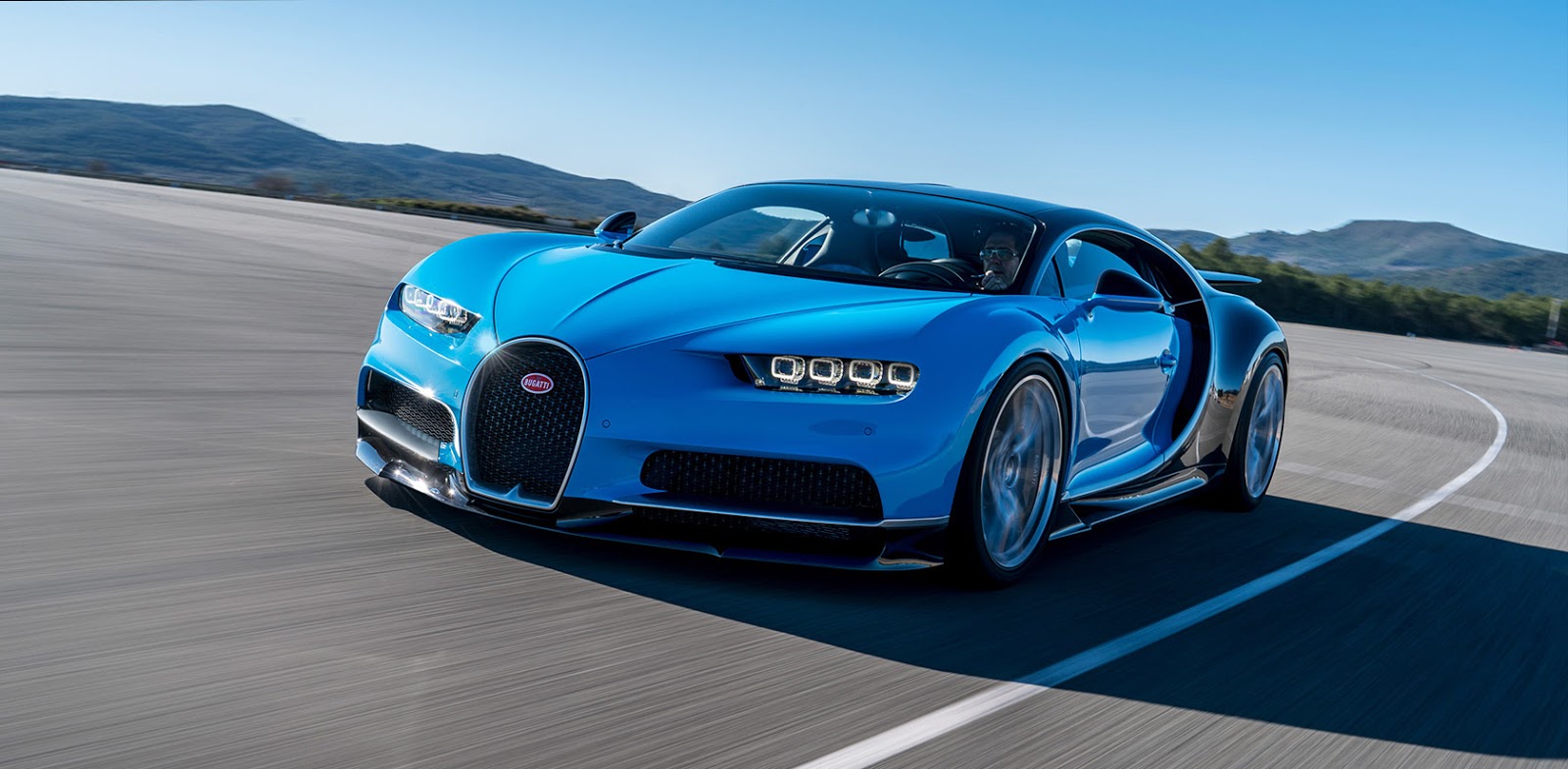 Bugatti Chiron ~ Arte Sobre Ruedas