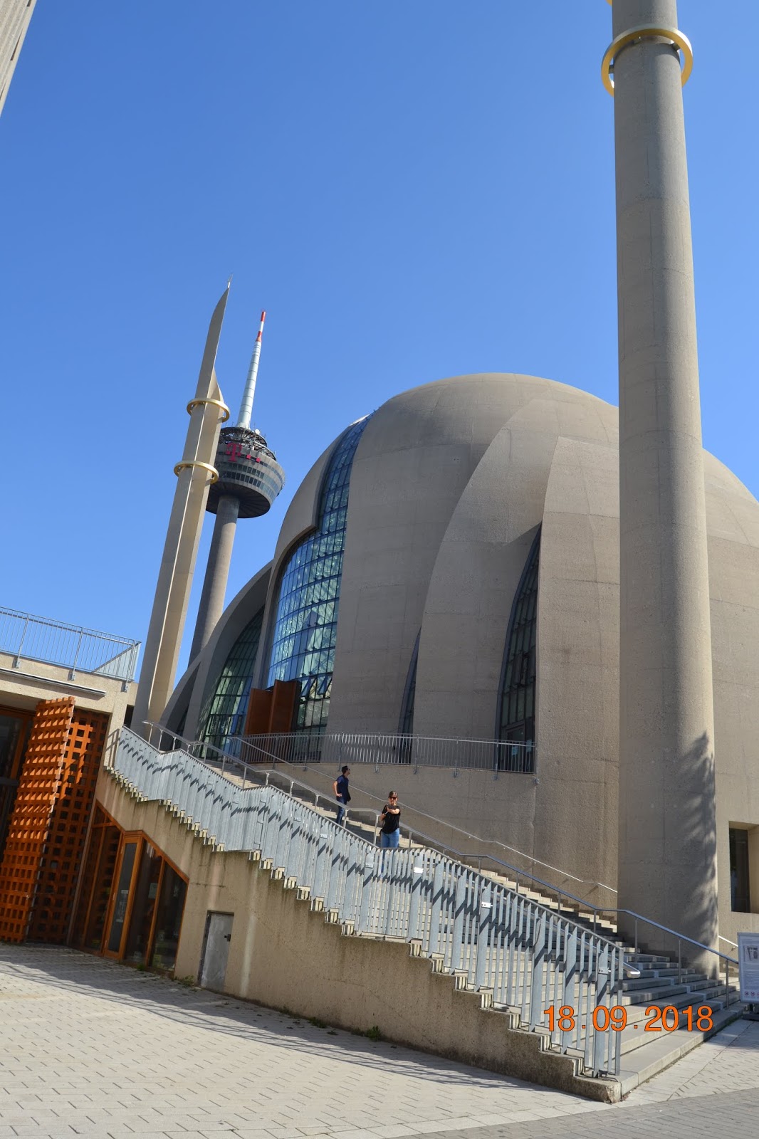 wulan's note: Masjid masjid di beberapa Kota di Eropa ( Cologne & Zurich 2)